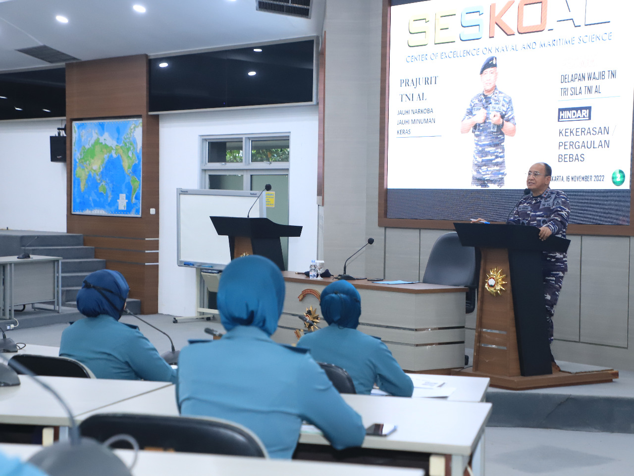 Sekolah Staf Dan Komando Angkatan Laut